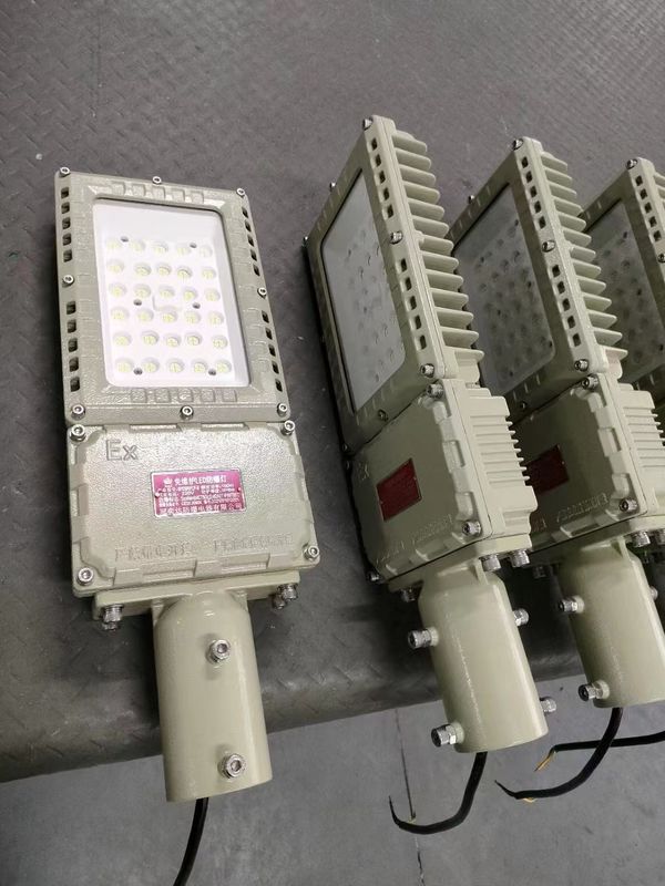 120° Beam Angle Explosion Proof LED Flood Light GYD970 Power Factor 0. ...