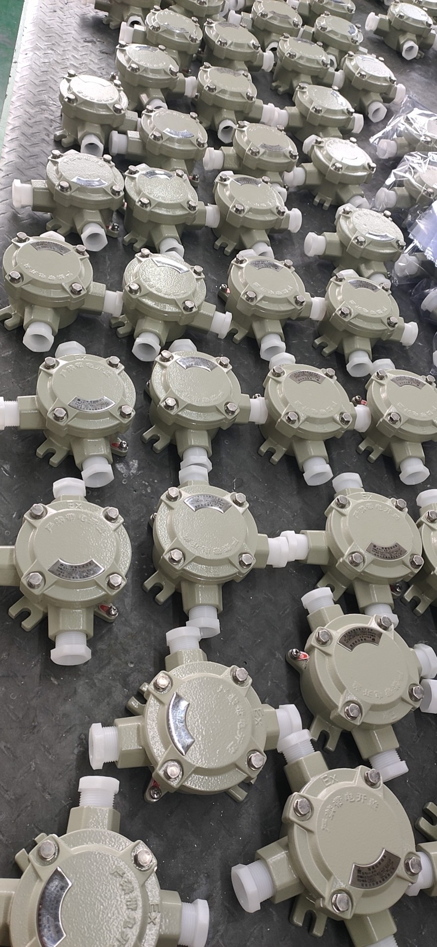 WF2 Dust Proof Explosion Proof Junction Box for Hazardous Environments